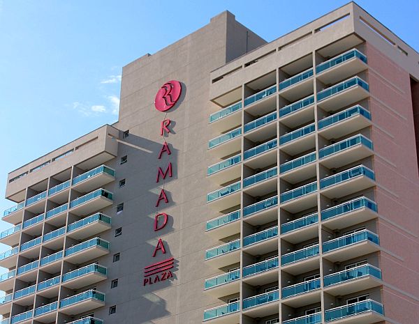 Ramada e Ramada Encore atualizam identidades visuais - M&E | Mercado e ...