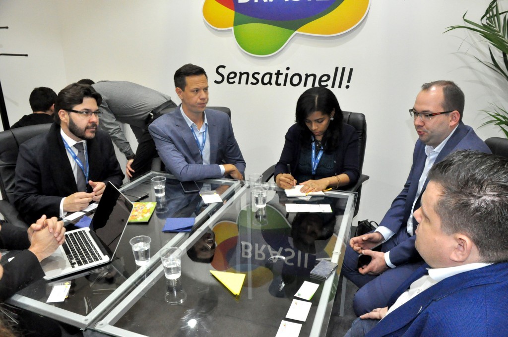 ITB - RIOgaleão ganha voo charter de Varsóvia a partir de novembro ...