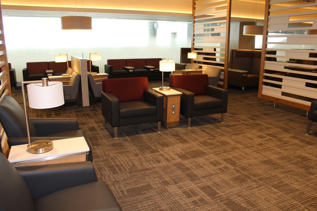 American inaugura Flagship Lounge no Aeroporto de Miami - M&E | Mercado ...