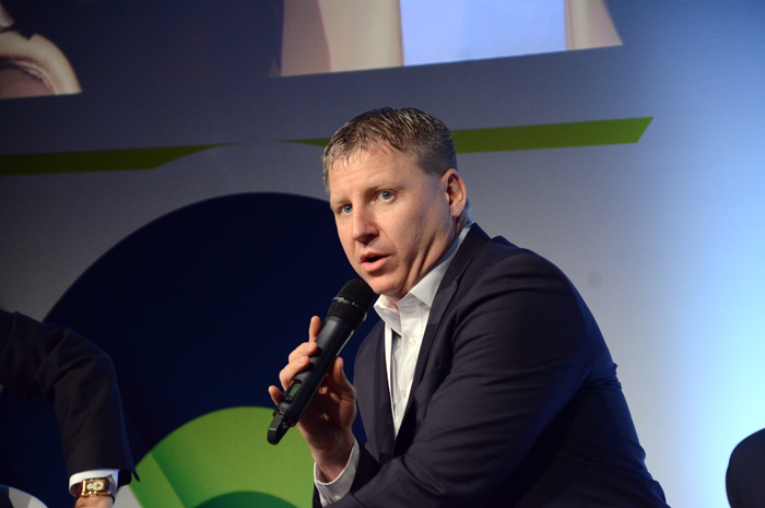 John Rodgerson: "o problema do Brasil nunca foi capital, foi o custo ...