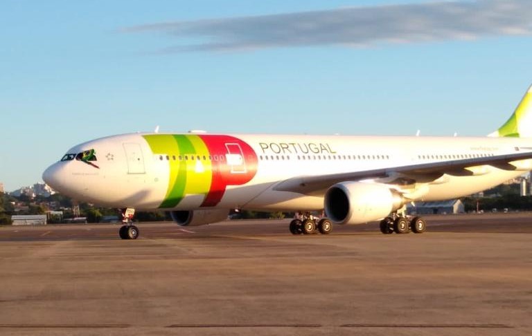 TAP retoma 100% das rotas com o Brasil após reabertura de Porto Alegre ...
