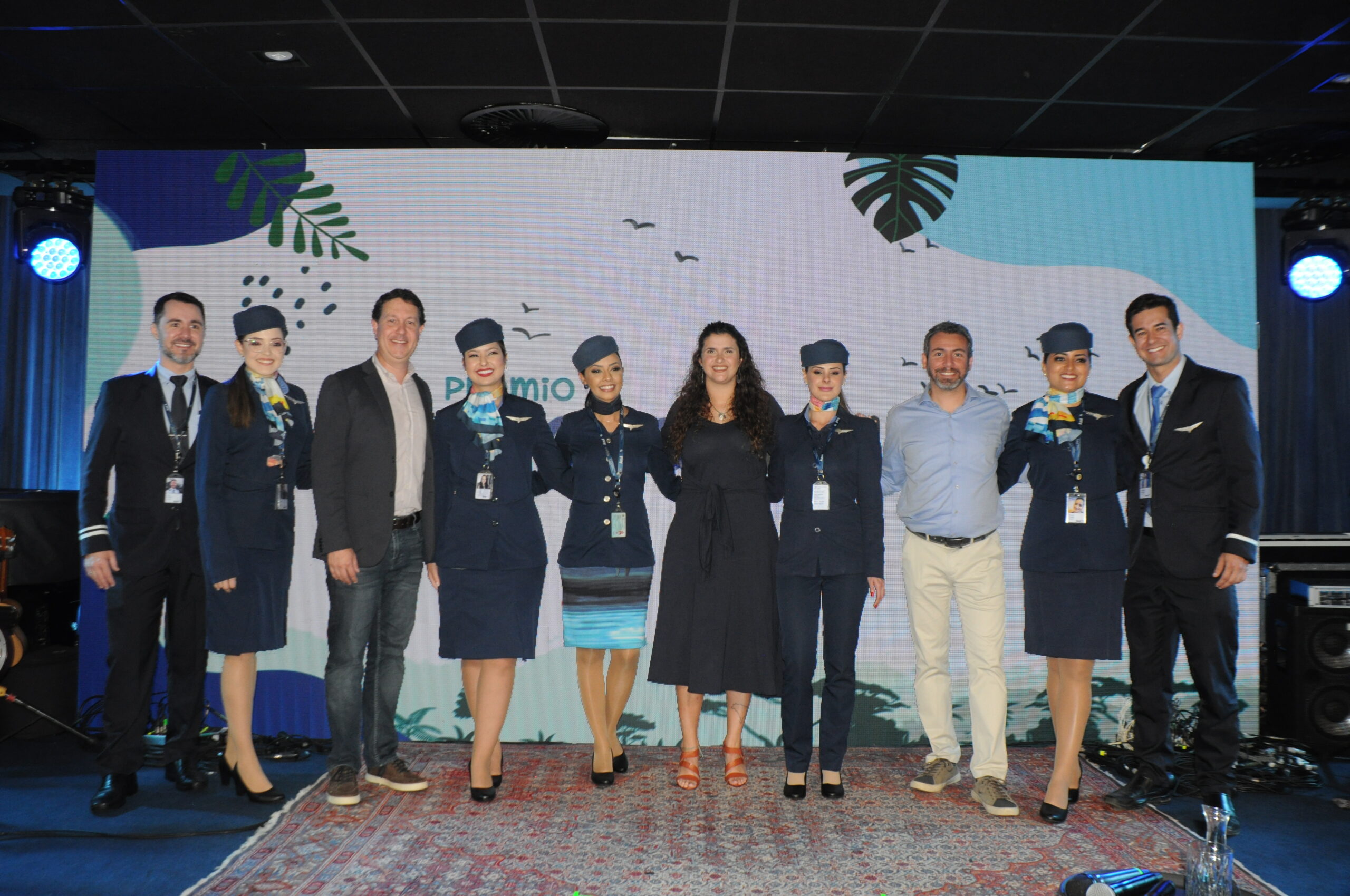 Azul Viagens reconhece mais de 100 parceiros com entrega do Prêmio Arara Azul; veja fotos