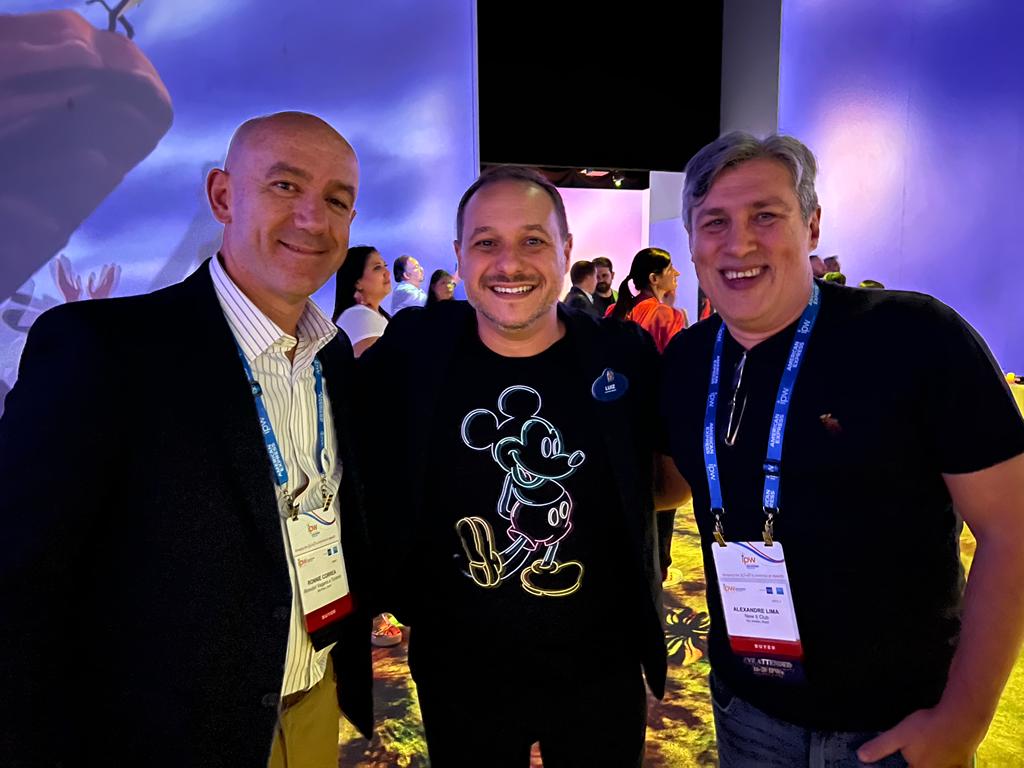 Disney celebra 100 anos em evento imersivo para grandes parceiros no ...