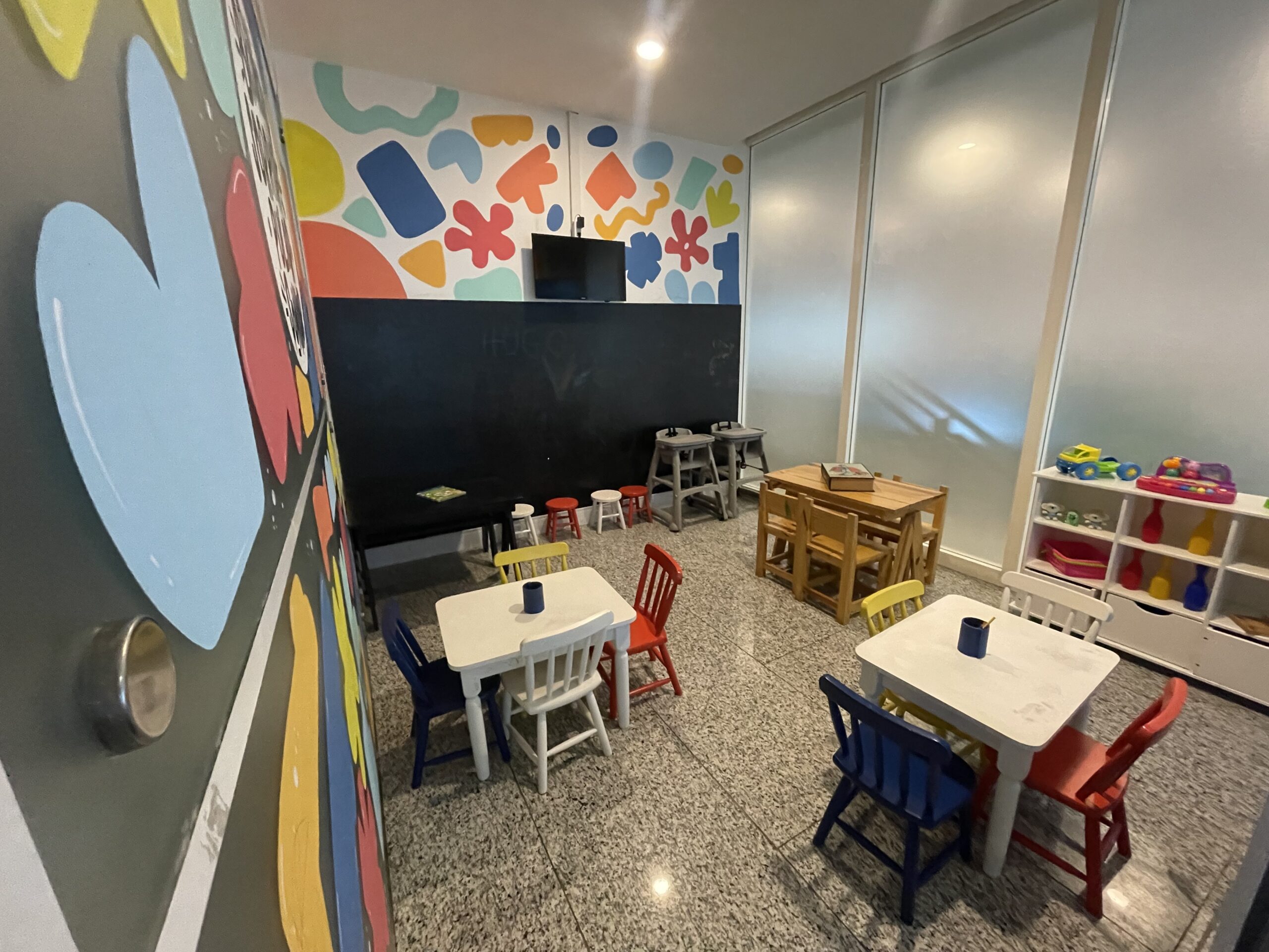 Como é a experiência do Lounge Azul, sala VIP da Azul no Aeroporto de ...