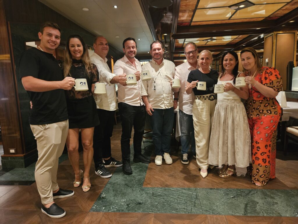 Confira mais fotos da famtrip da Discover Cruises a bordo do Majestic ...