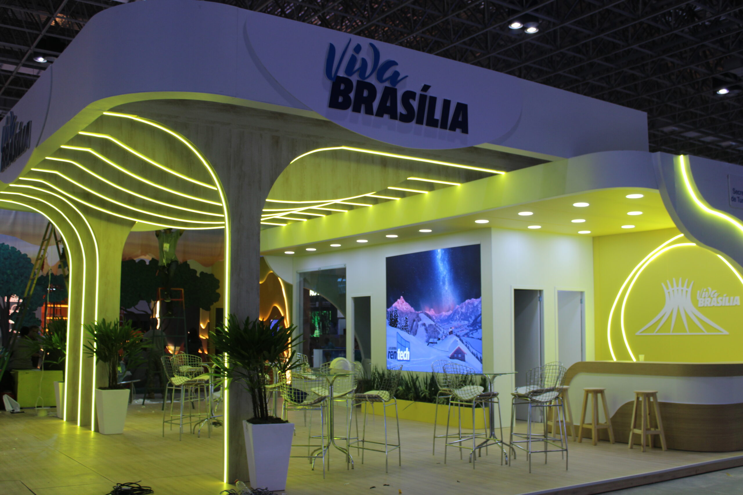 Abav Expo começa amanhã: confira o álbum de fotos da montagem dos ...