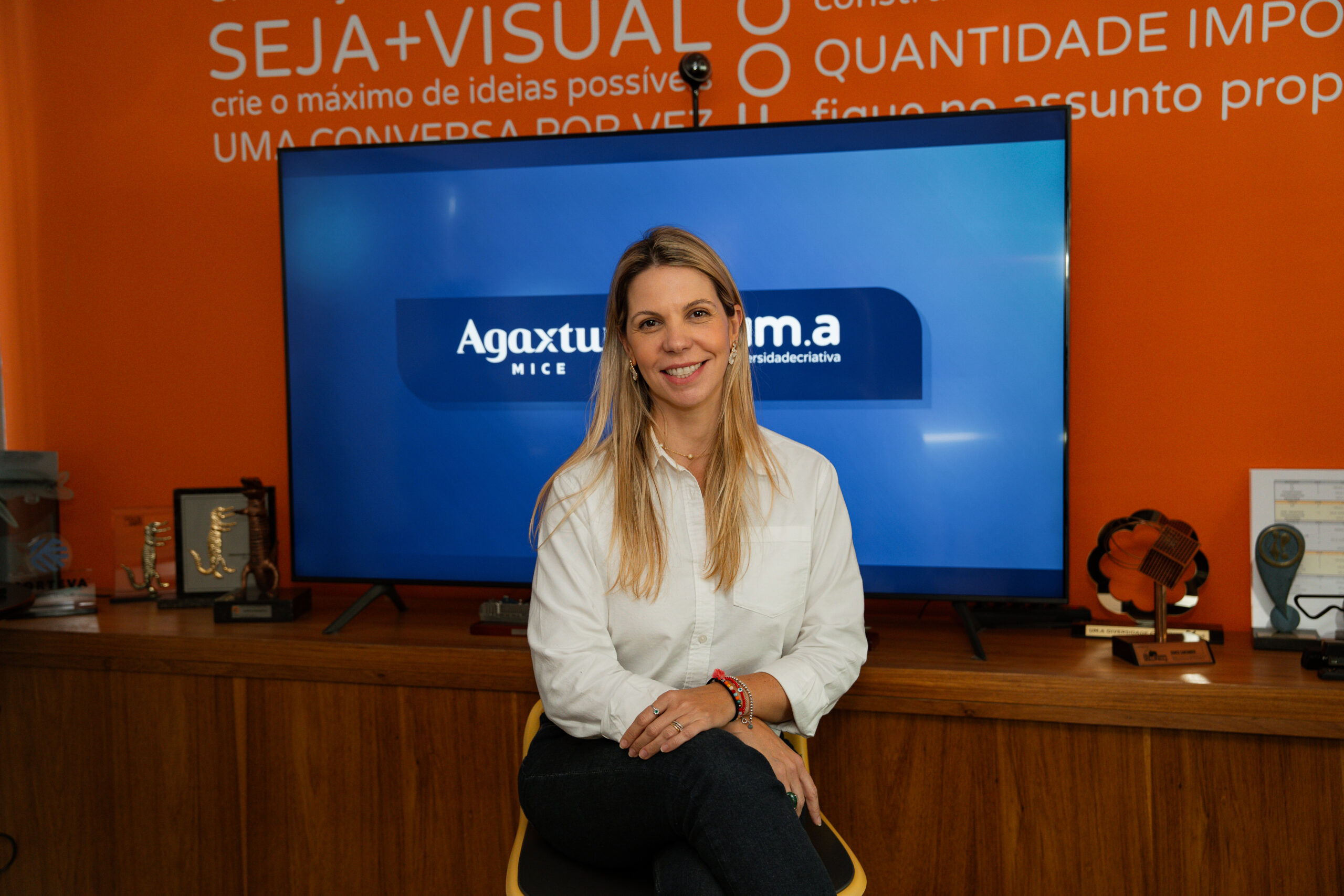 Lucia Ferrari assume diretoria de Novos Negócios da Agaxtur MICE e da ...